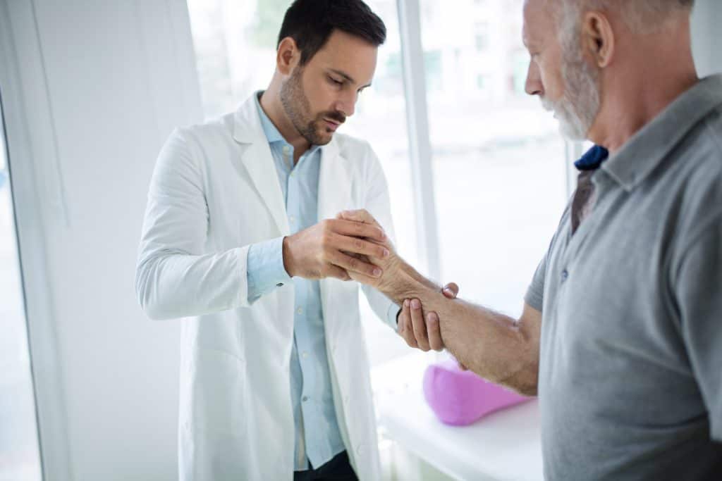 Rheuma Ursachen, Diagnose, Therapie, Prävention, Symptome