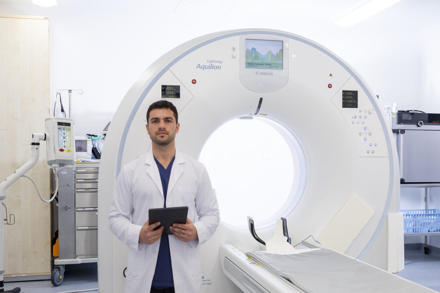 Im Vergleich: CT vs. MRT Funktionen, Anwendung, Unterschiede