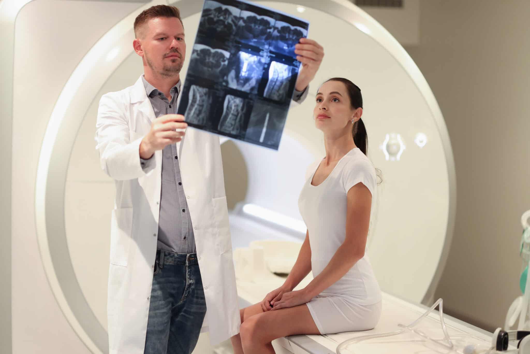 Knochenkrebs Ursachen, Symptome, Diagnostik & Behandlung