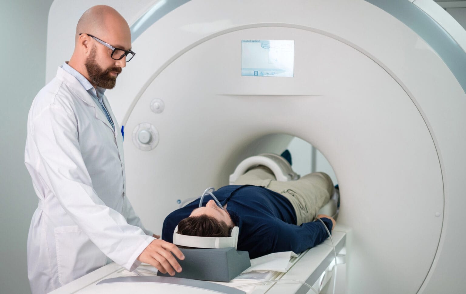 Untersuchung von Knieschmerzen MRT & Ultraschall im Vergleich