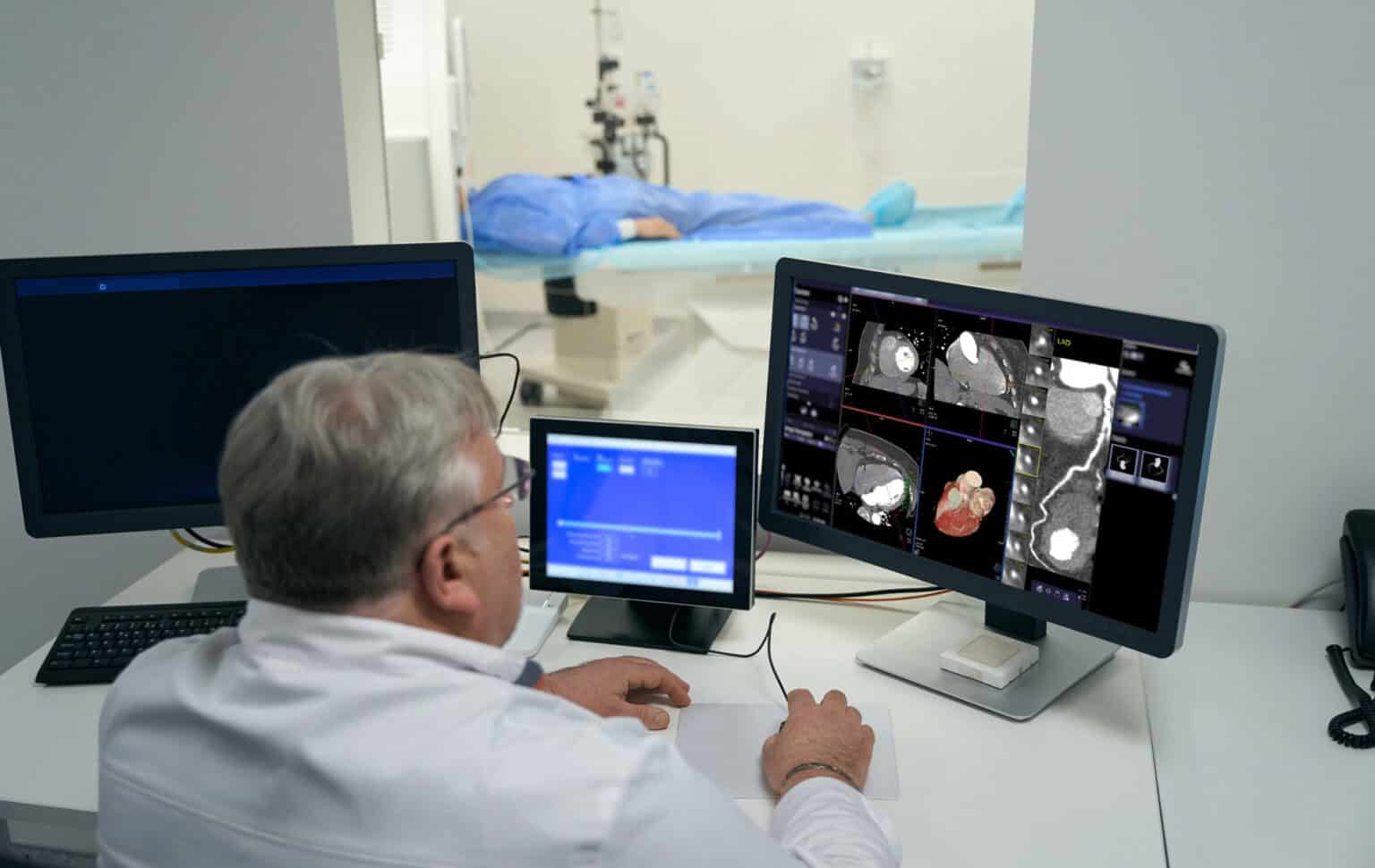 Implantation von Herzschrittmachern mit PET-CT & Kardio-MRT